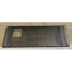 Front plastics - UPS Trader